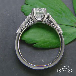 Platinum Four Prong Mounting