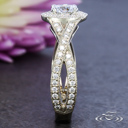 Halo Design With Criss-Cross Band